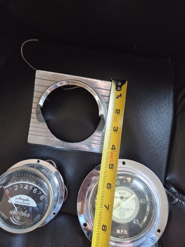 ANTIQUE/VINTAGE MUSKEGON OUTBOARD SPEEDOMETER/AIRGUIDE TACHOMETER RARE ...