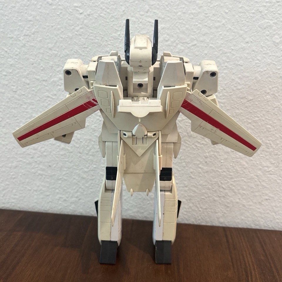 Vintage 1984 Transformer G1 Jetfire Autobot Jet Action Figure Hasbro ...