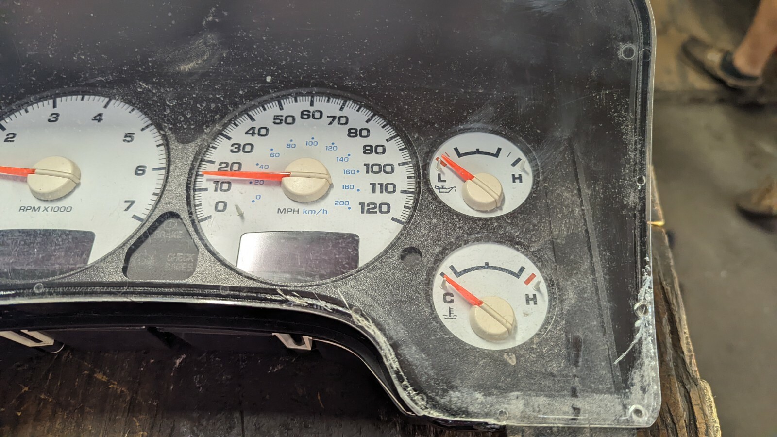 2003 Dodge Ram 2500 3500 Turbo Diesel Cummins 5.9L Speedometer Cluster ...