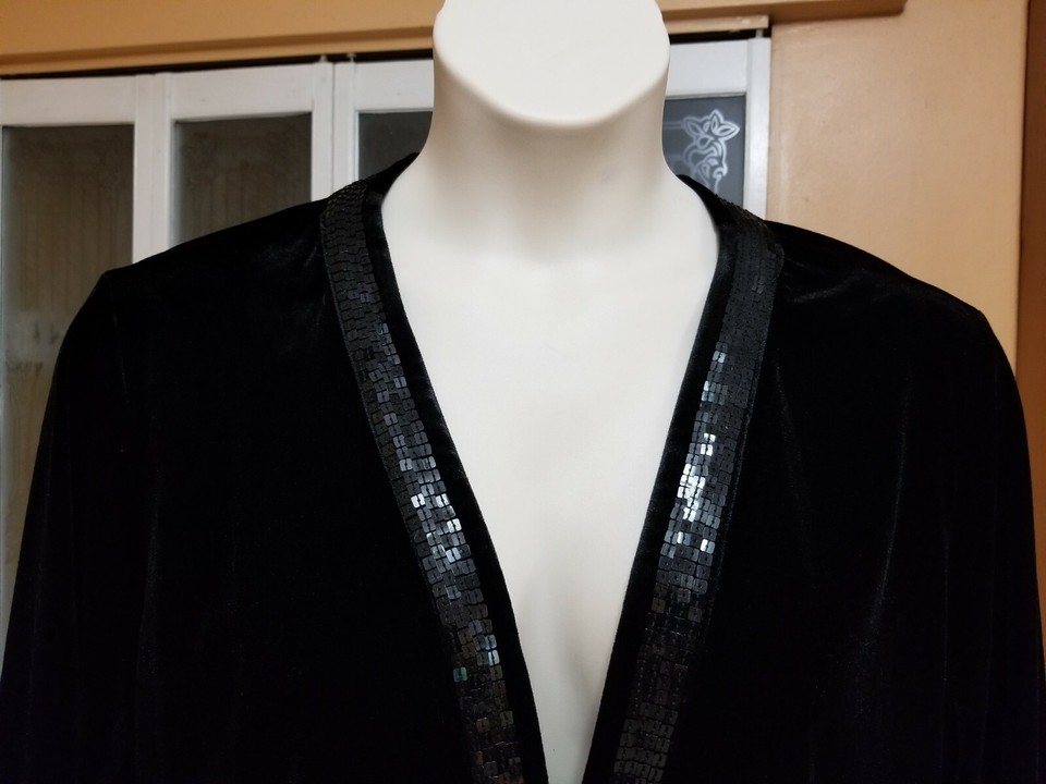 Quacker Factory Ladies Beautiful Velvet Black Beaded Jacket - Size 1X ...