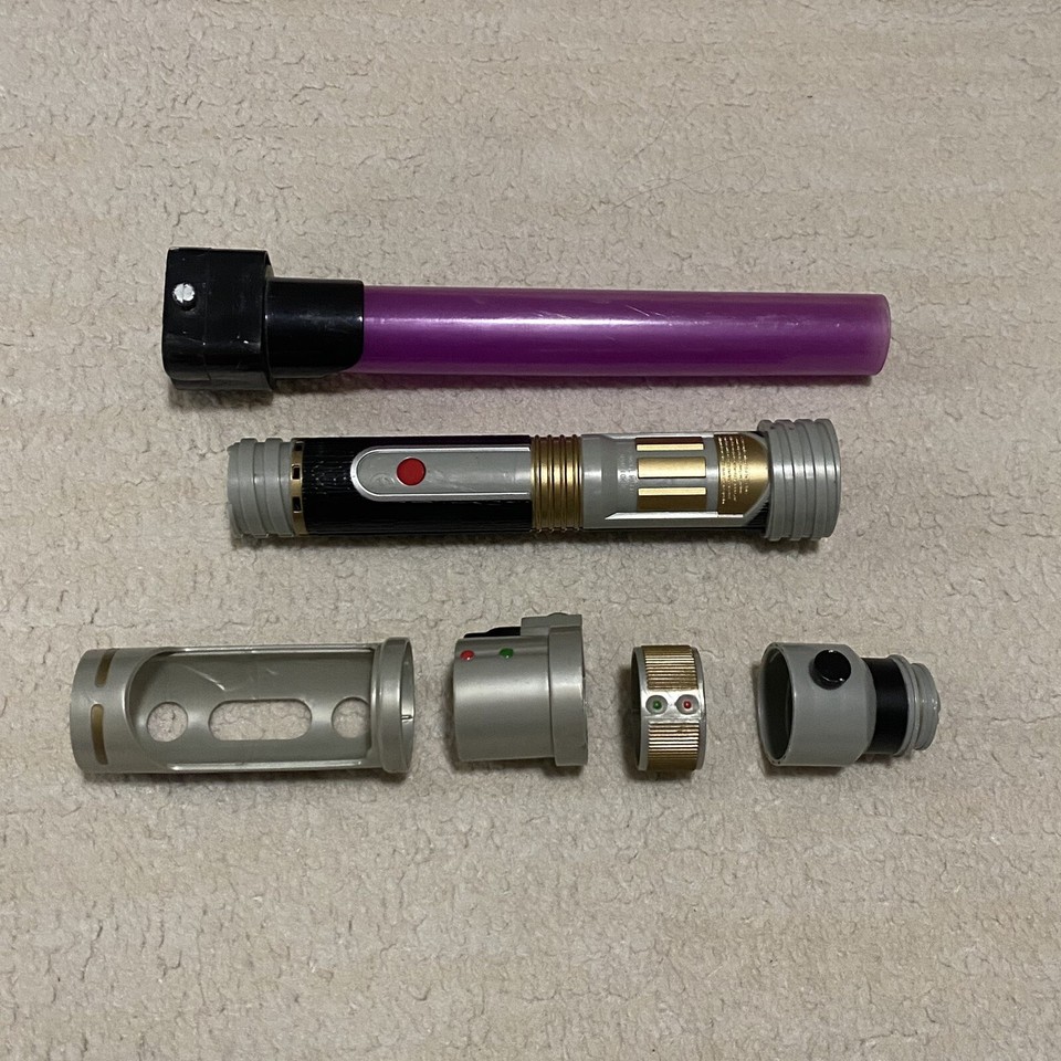 Disneyland 2007 Star Wars Build Your Own Lightsaber Purple With Kyber ...