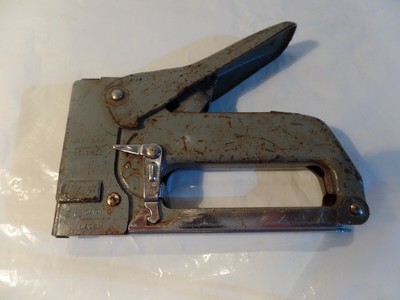 Staplers - Swingline 101