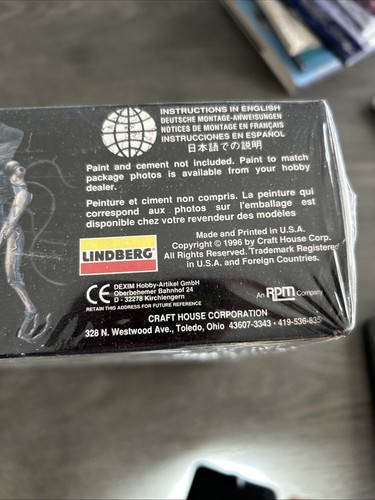 Lindberg ID4 Independence Day Alien Exoskeleton 1/10 | eBay