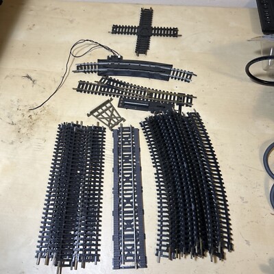 21 Pc HO Model Railroad Train Life- like EZ Track, Rerailer ...