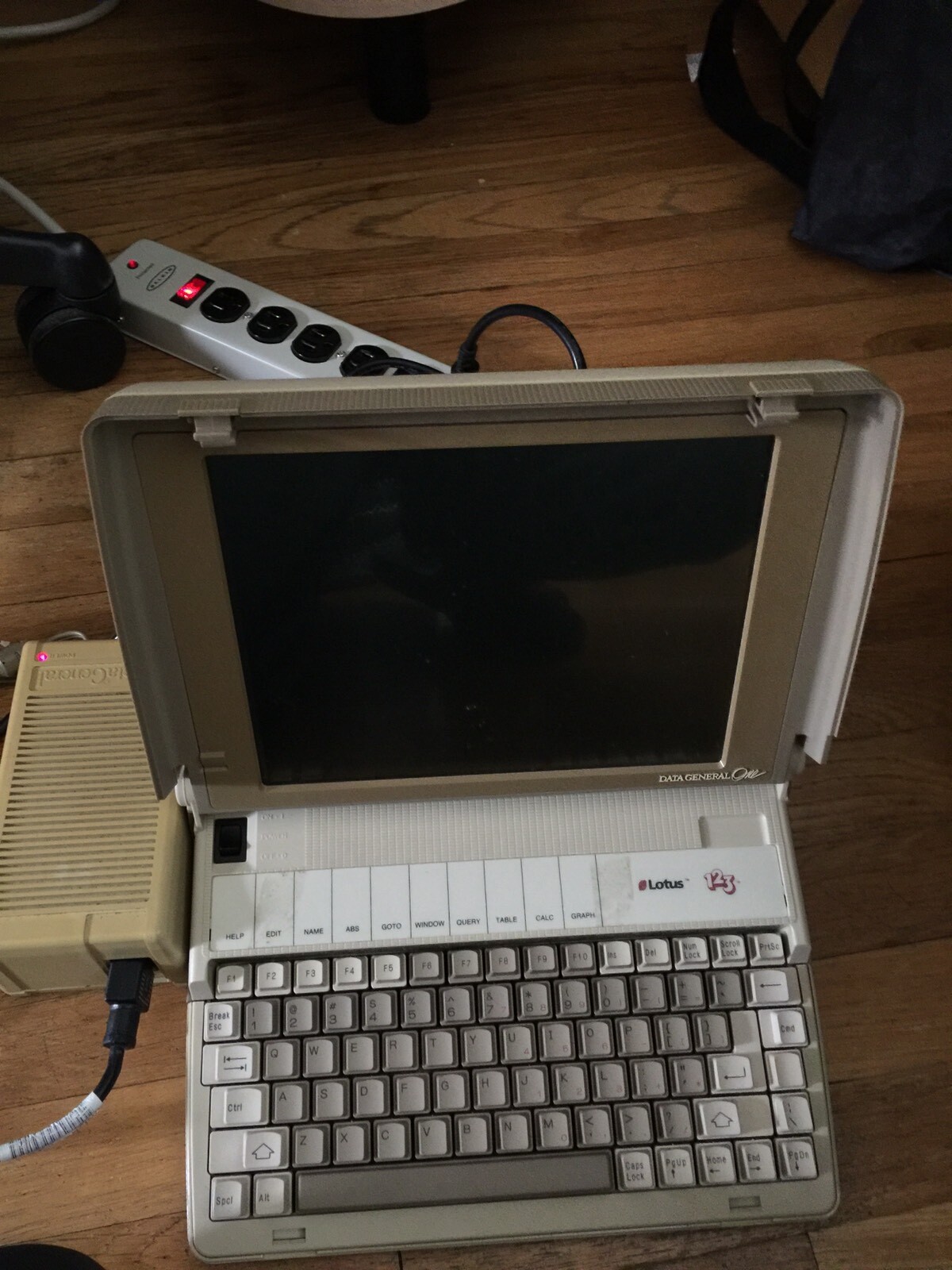 Vintage Data General One Model 2207 Computer | eBay