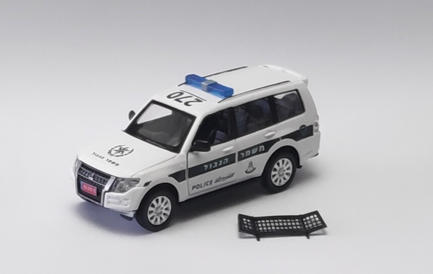 Mitsubishi Pajero ISRAEL POLICE Magav Border Unit car model scale 1:43 ...