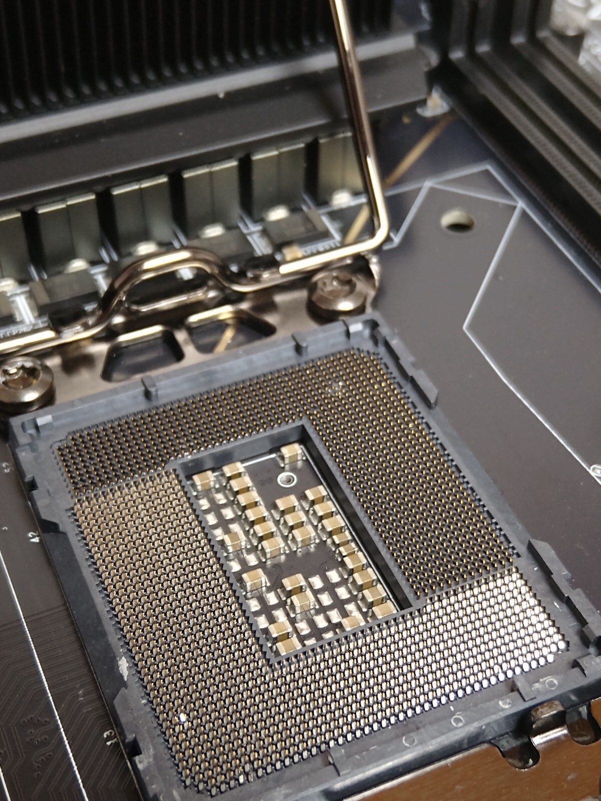 EVGA Z690 DARK K|NGP|N/KINGPIN Motherboard | eBay