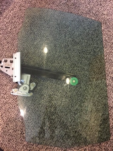 2002 VOLVO V70 RIGHT PASSENGER REAR DOOR WINDOW GLASS | eBay