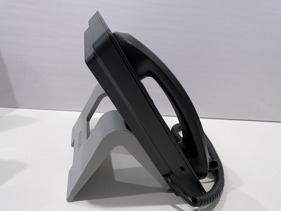 Avaya 9504 Digital DS Telephone w/stand - Black | eBay