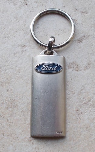 Vintage FORD Automobilia Keyring key chain France metal garage 2000s ...