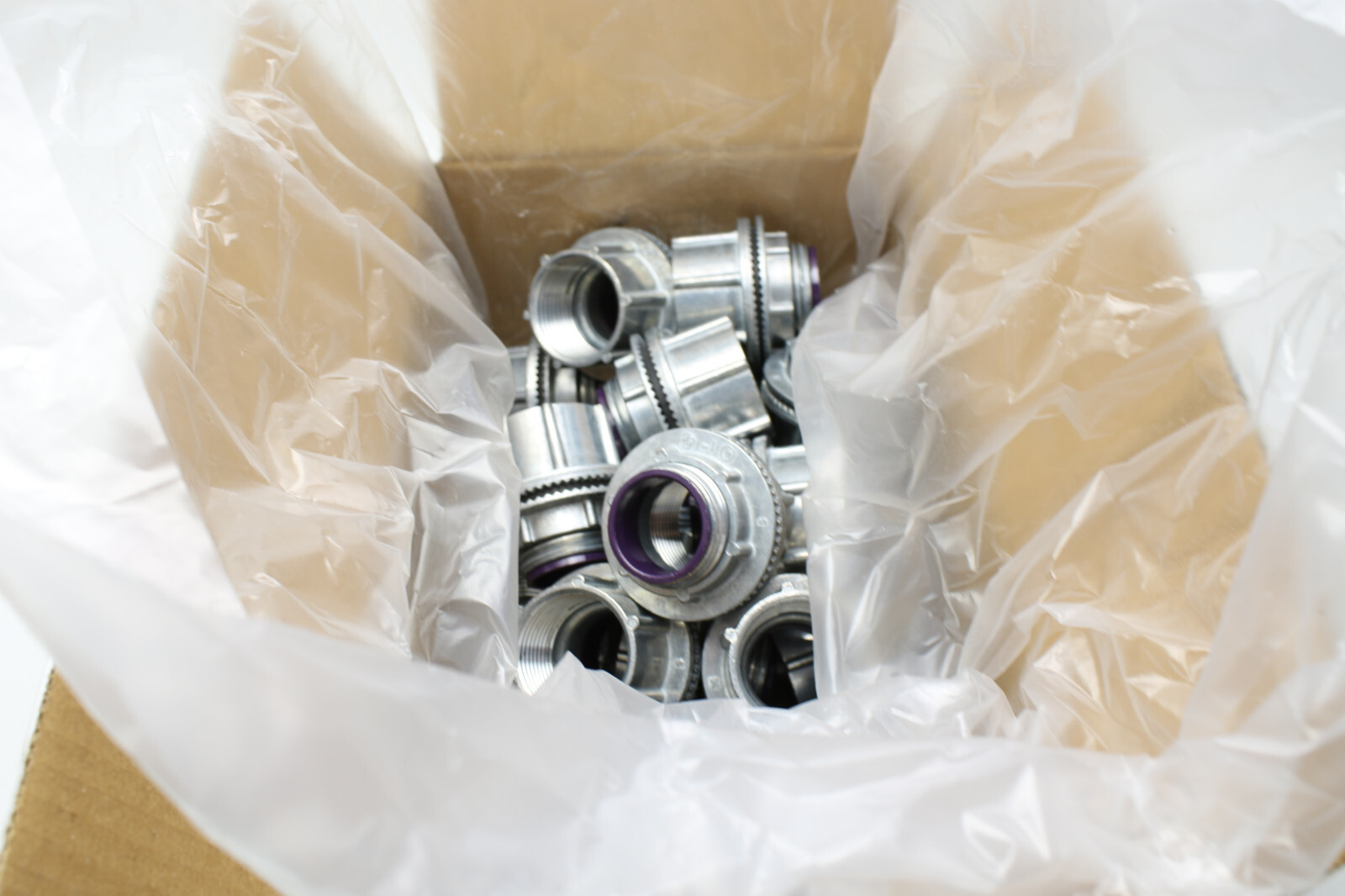 Appleton 1" Conduit Hub Thread Insulated Watertight Zinc Die-Cast ...