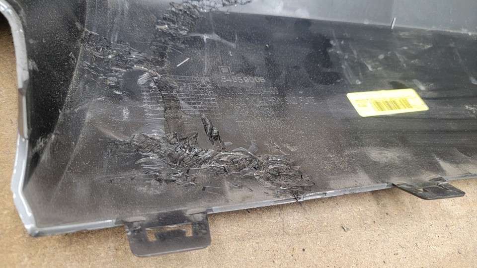 2021 2022 Chevrolet COLORADO Front Bumper Fascia Skid Plate Molding OEM ...