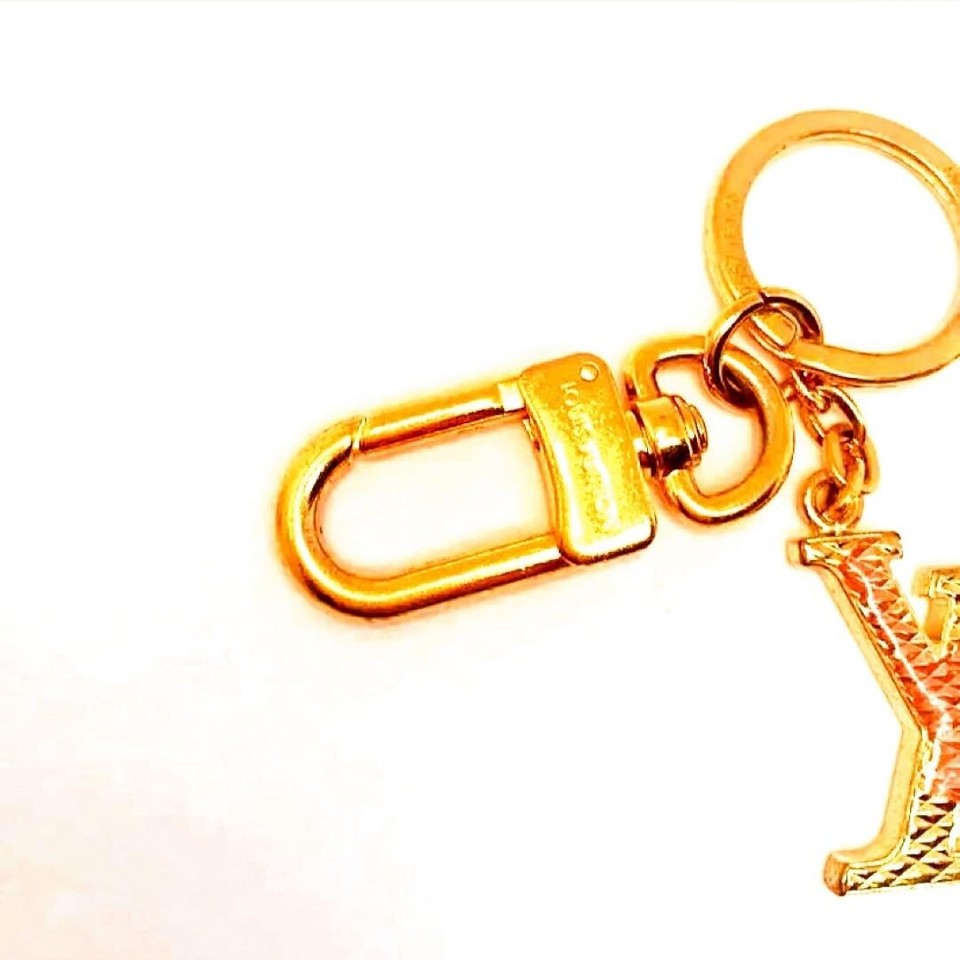 LOUIS VUITTON M69557 Portocle Guilloche Keyring Bag Charm Used Ex+ ...