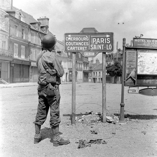 WW2 WWII Photo US Soldier Looks at Street Sign in France World War Two ...