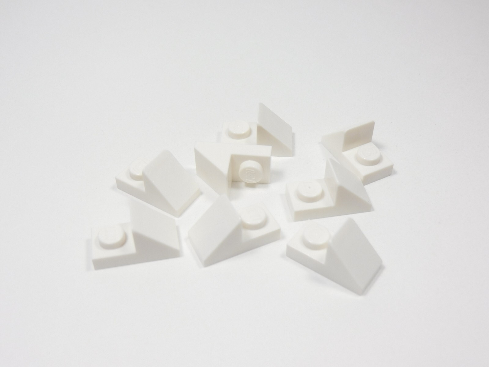 LEGO 8 White 1x2 Modified Plates w/ Roof Slope J10 | eBay