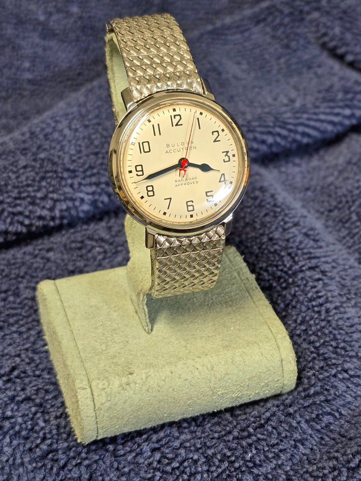 Vintage All Origin Accutron 214 Stainless Railroad Appd. w/ NOS band ...