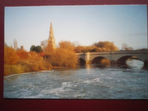 POSTCARD BUCKINGHAMSHIRE THE RIVER OUSE & OLNEY CHURCH | eBay