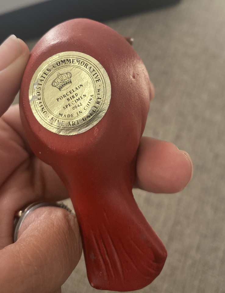 United States Commemorative "Fine Art Gallery" Porcelain Cardinal Bird ...