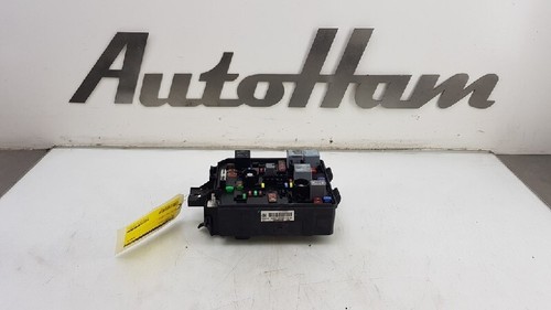 BOITIER FUSIBLES FUSE BOX Opel Corsa E Hatchback 1.4 16V (B14XEL) 2017 ...
