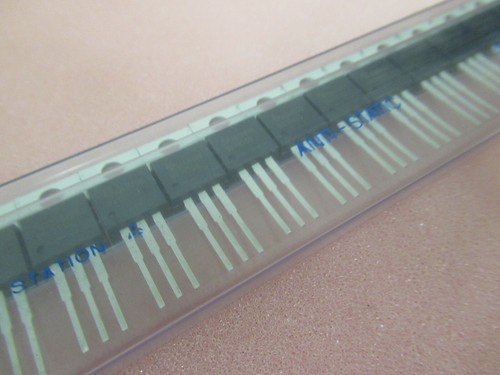 UA7805C (x6 PARTS) ORIGINAL TEXAS LINEAR VOLTAGE REGULATOR 5V 1.5A ...