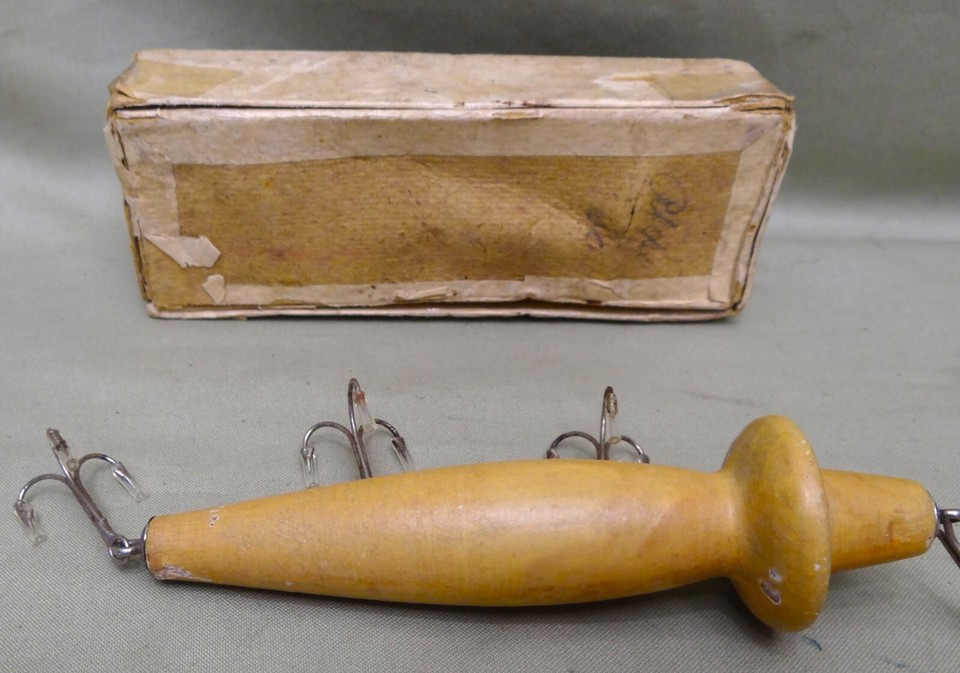 Rare Moonlight Bait Co. 4 7/8 in. Night Bait w/Original Box, C. 1922 | eBay
