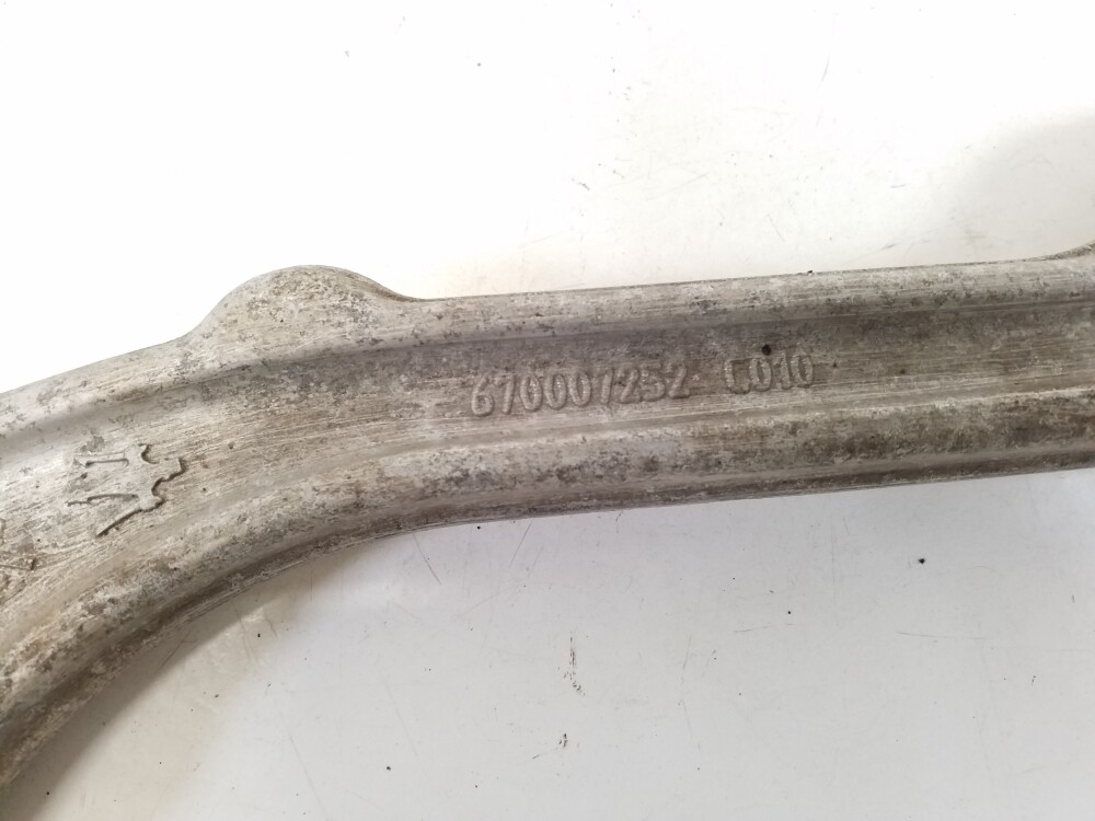 Maserati Ghibli 2015 Heck Träger 670007252 | eBay.de