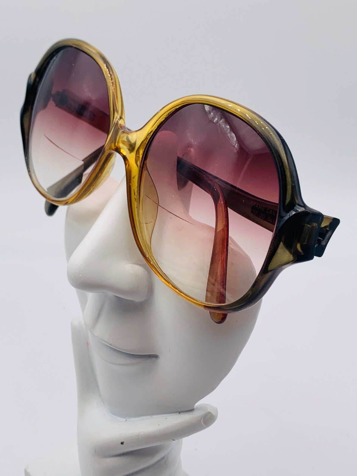 Vintage Terri Brogan 8732 20 Green Yellow Round Sungl… - Gem