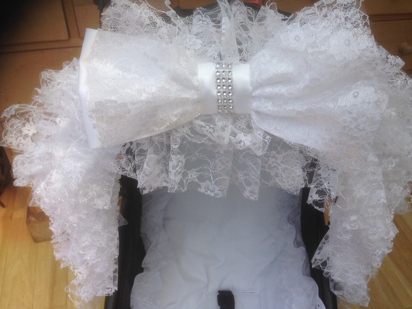 PRAM/PUSHCHAIR WHITE FRILLY BLING BOW HOOD TRIM - UNIVERSAL - STUNNING ...