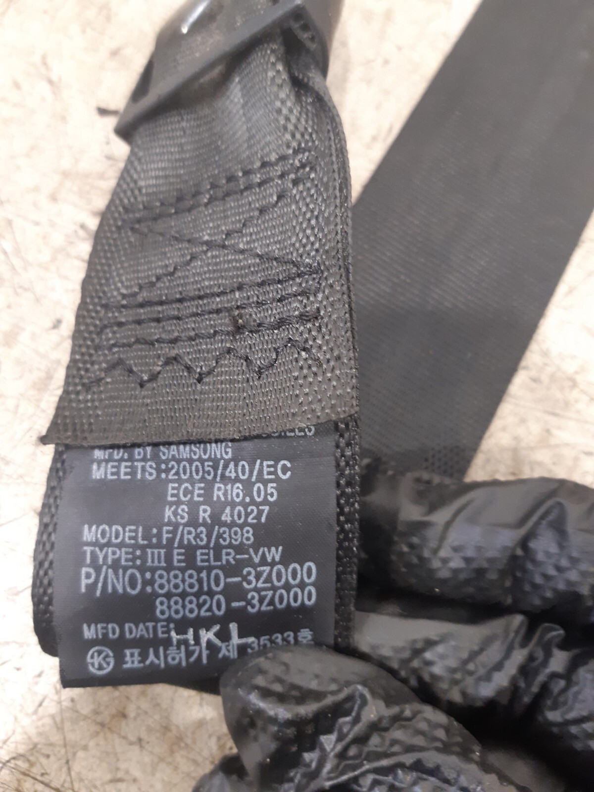 2012 HYUNDAI I40 ESTATE PAIR OF DRIVER PASSENGER FRONT SEAT BELTS 88810 ...