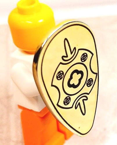 LEGO Chrome GOLD Shield Printed Orient Crest EPIC BATTLE Handle on Back ...