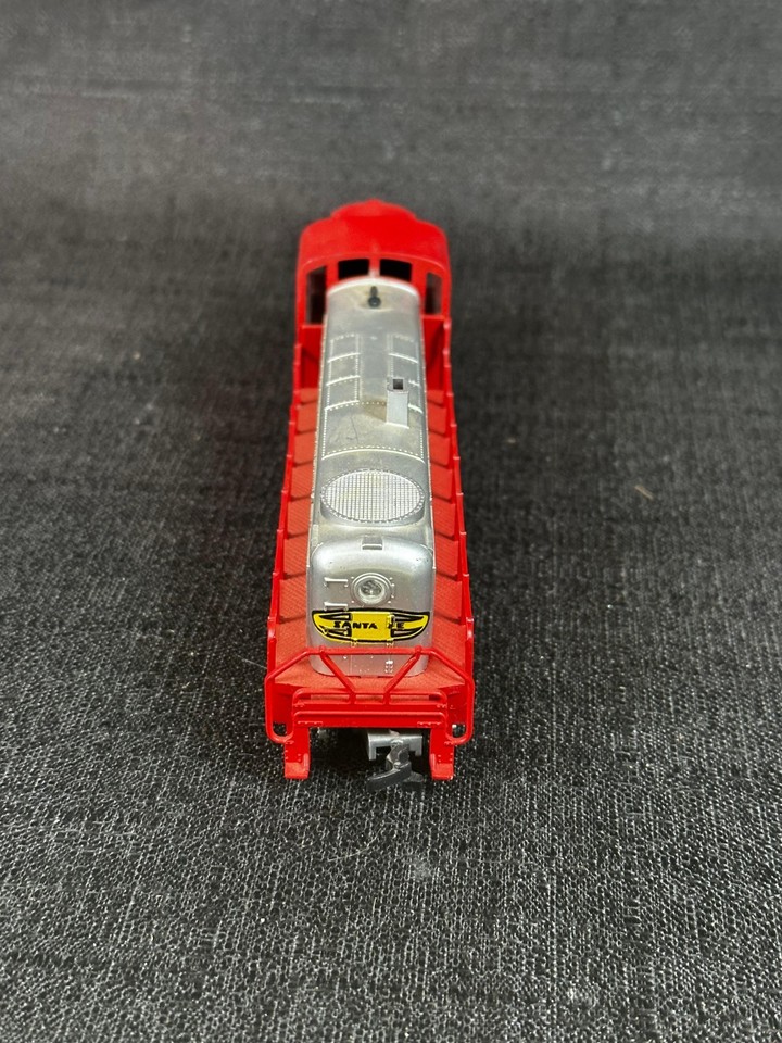 HO Scale Life Like Santa Fe 5057 Dummy Locomotive Model Train Railroad ...