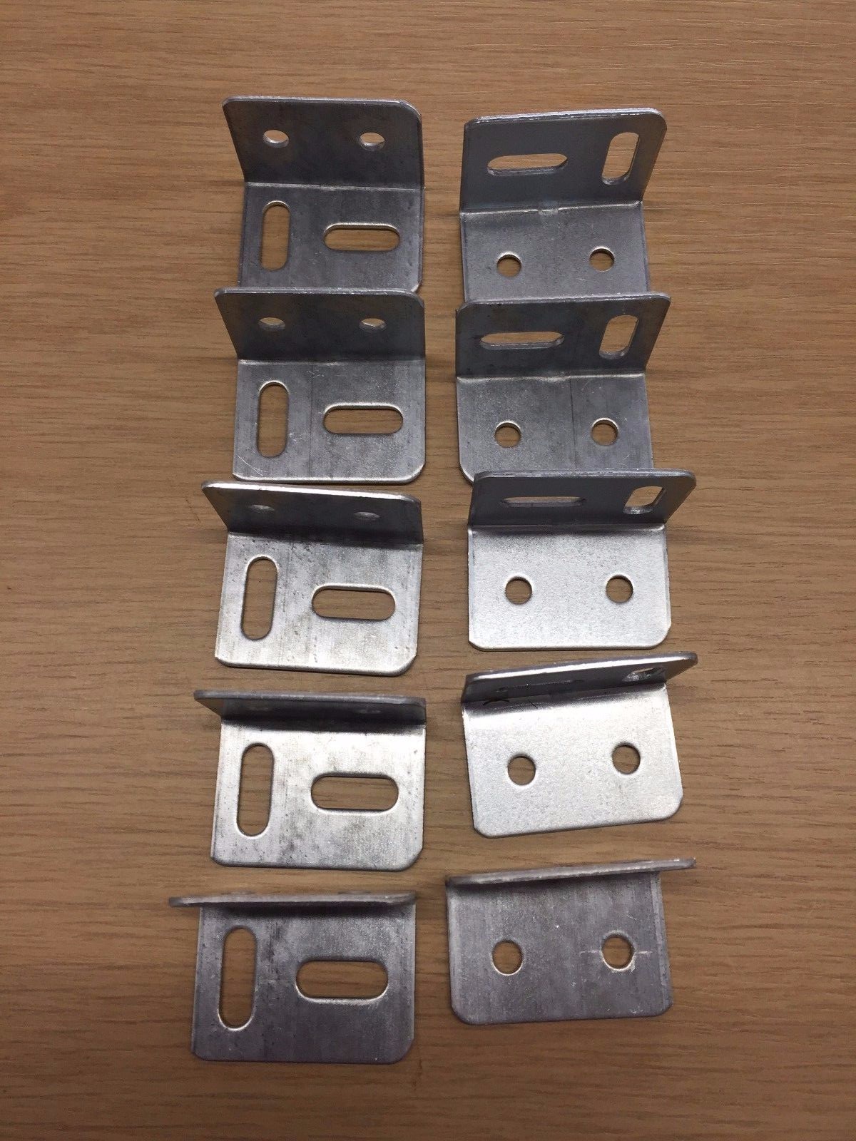 10 x Stretcher Plates Galvanised Finish 38 x 28 x 25mm (Hafele) 290.08. ...