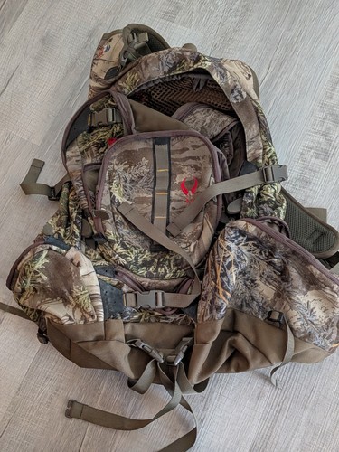 Badlands Superday Realtree Camo H2 Hunting Backpack | eBay