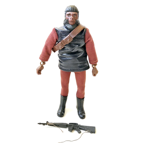 Vintage 1974 MEGO Planet of the Apes POTA Soldier Ape Type 1 Lizard ...