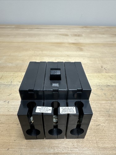 SQUARE D EHB34030 EHB 3 POLE 30 AMP 480v CIRCUIT BREAKER | eBay