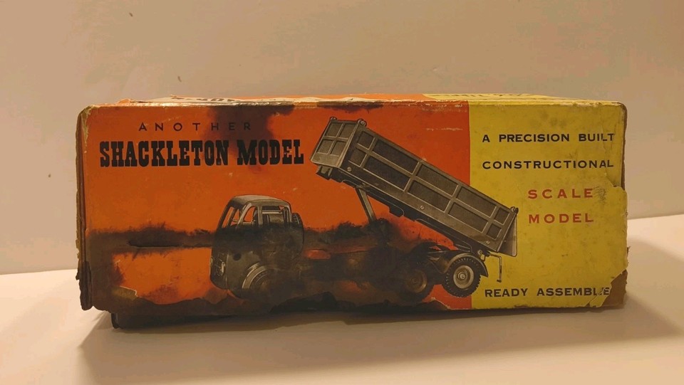 Vintage Shackleton Model Foden FG6 Tipper Mechanical toy in original ...