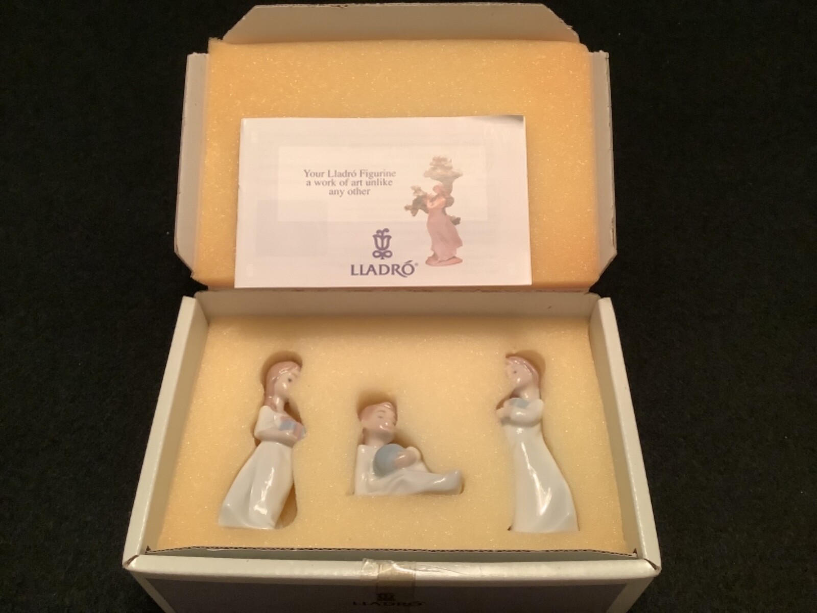Lladro Mini Camicones "Christmas Morning" #05940 | eBay