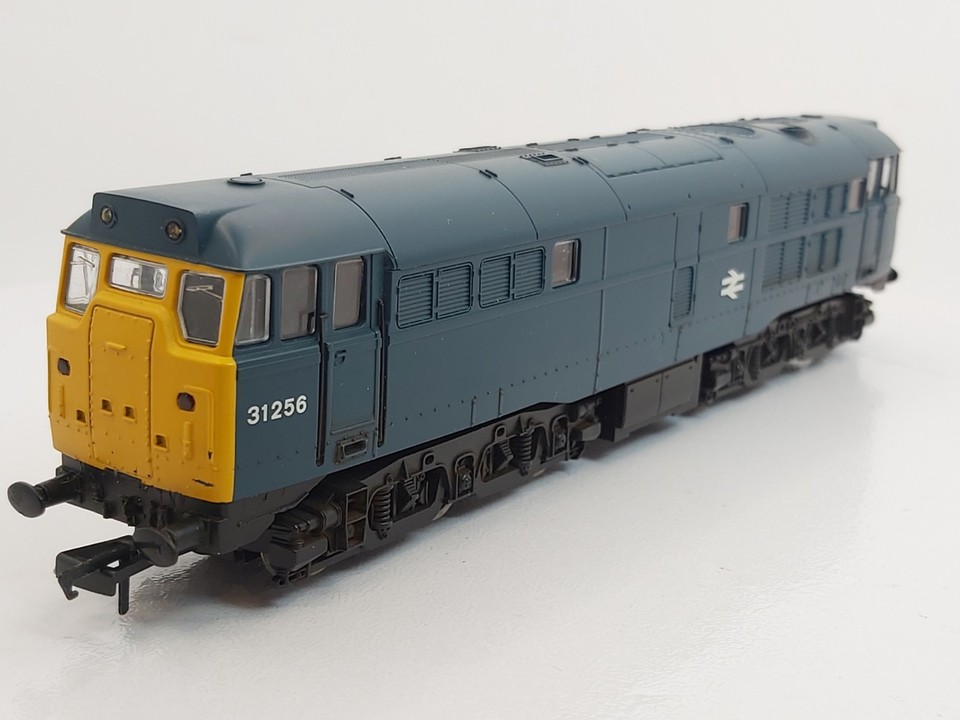 DCC FITTED Hornby R3067 Class 31 31256 BR Blue OO Gauge FITTED LIGHTS ...