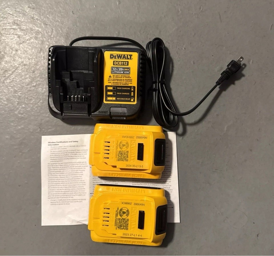 New Genuine Dewalt (2) DCB203 20V MAX 2.0AH Lithium Ion Battery ...
