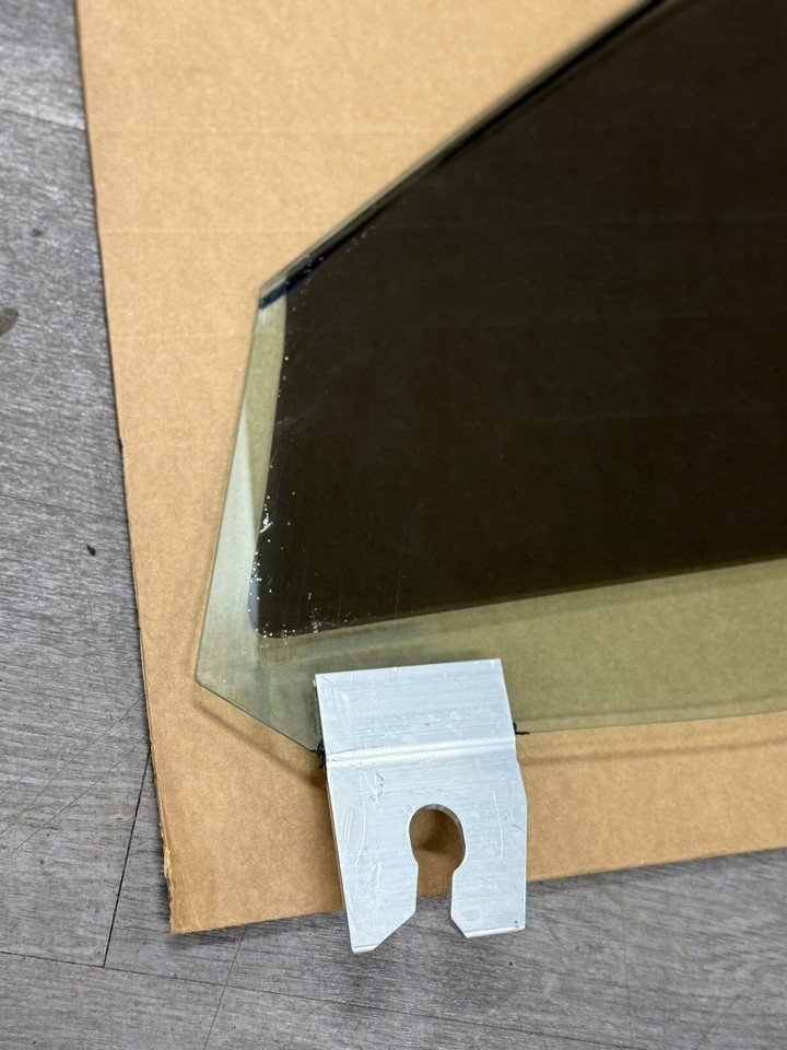 Maserati Quattroporte Ghibli Front Passenger Side Right Door Glass ...