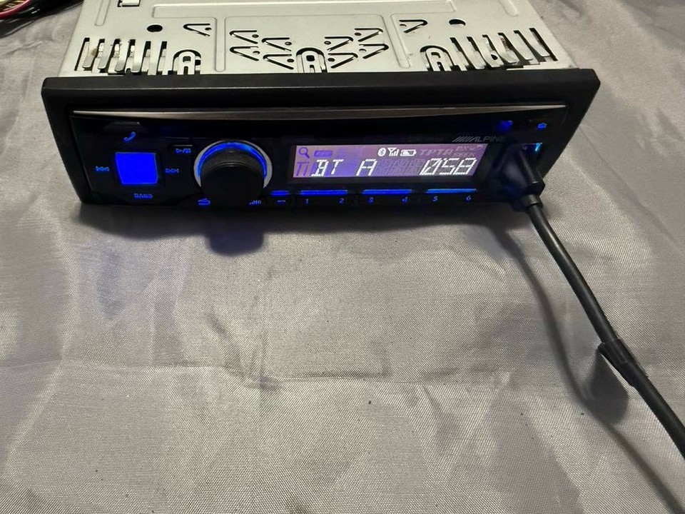 ⭐️Pre-Owned, TESTED⭐️ Alpine Car Bluetooth CD Receiver-(CDE-143BT) | eBay