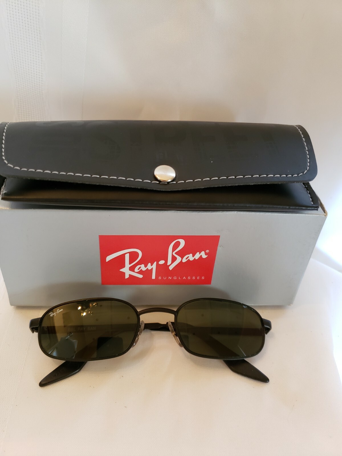Ray-Ban Sidestreet Black metal Sunglasses - Mint cond… - Gem