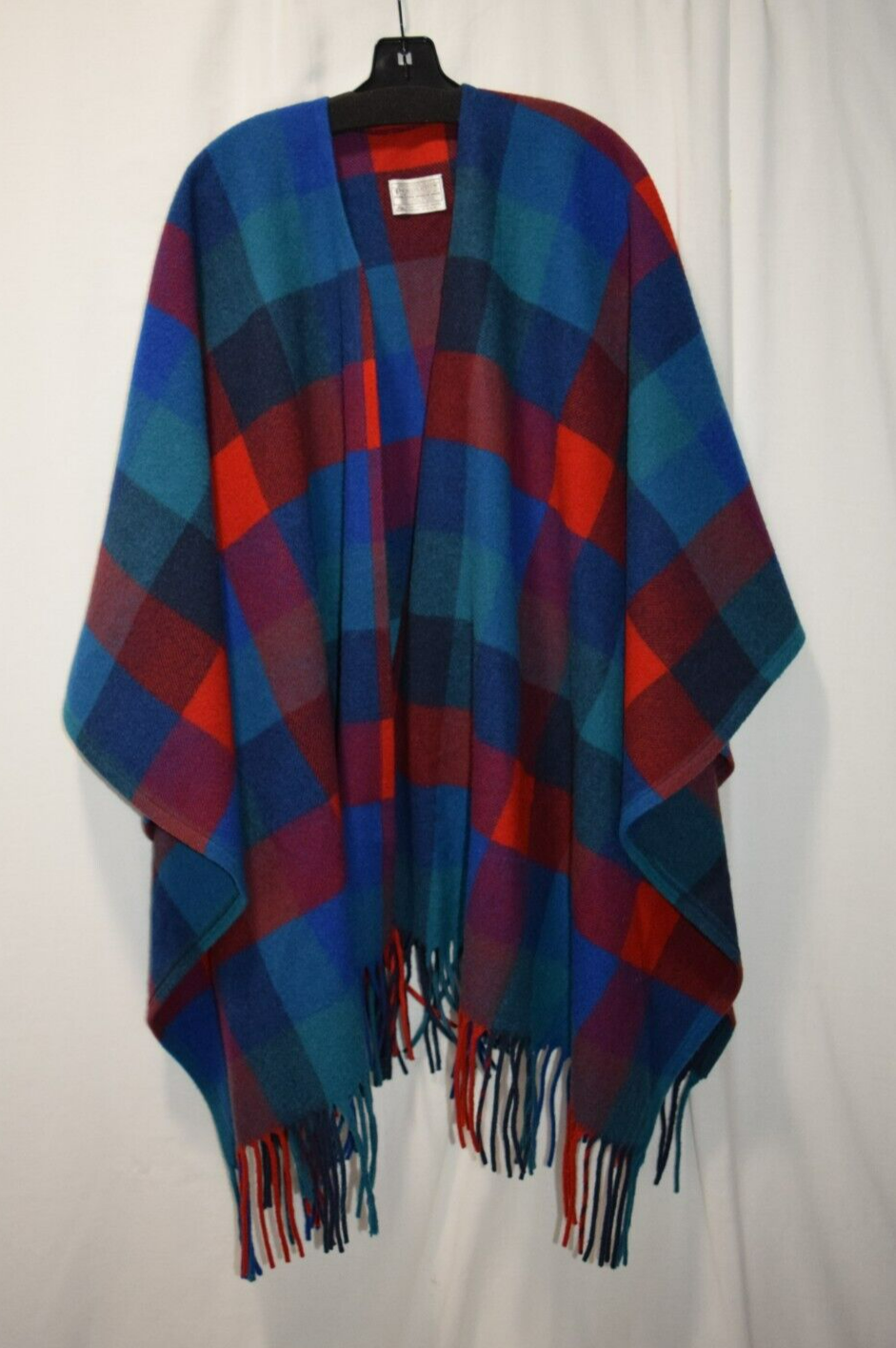 VTG PENDLETON WOMENS ONE SIZE WOOL PLAID FRINGE PONCHO SHAWL BLANKET ...