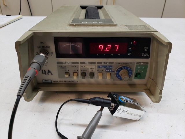 Fluke 8922A True RMS Voltmeter 2hz to 11 MHz for sale online | eBay