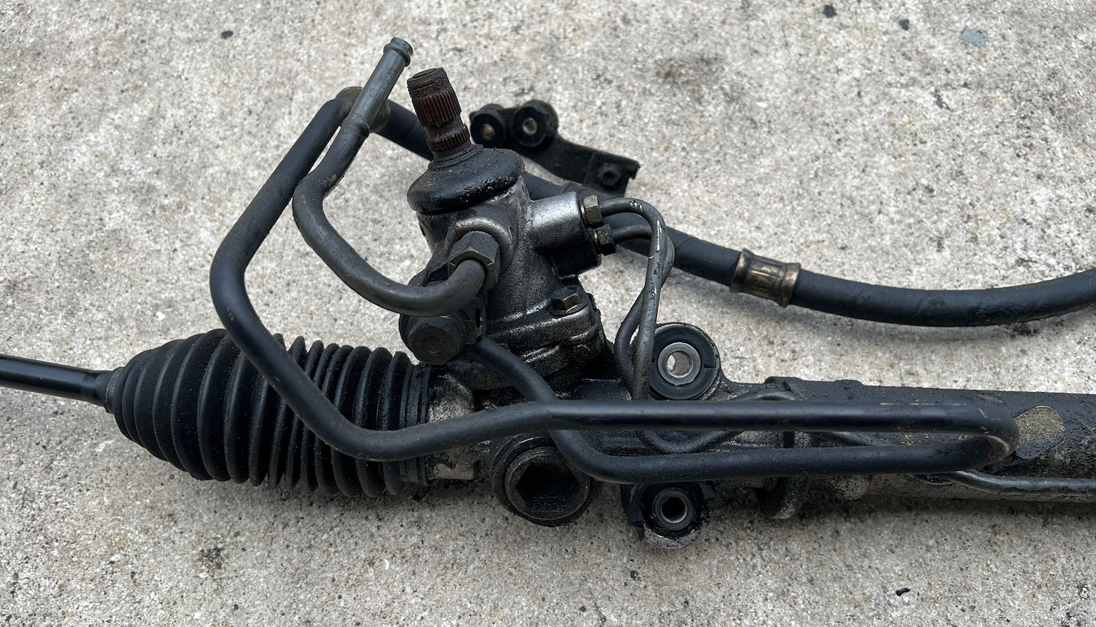 01-05 Lexus IS300 Steering Gear/Rack & Pinion Assembly Used OEM *LOCAL ...