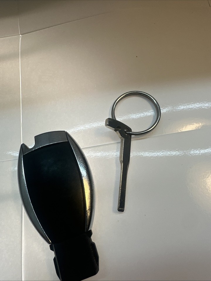 Genuine OEM Mercedes Benz 4 Button Circle Panic Remote Key Fob Used | eBay