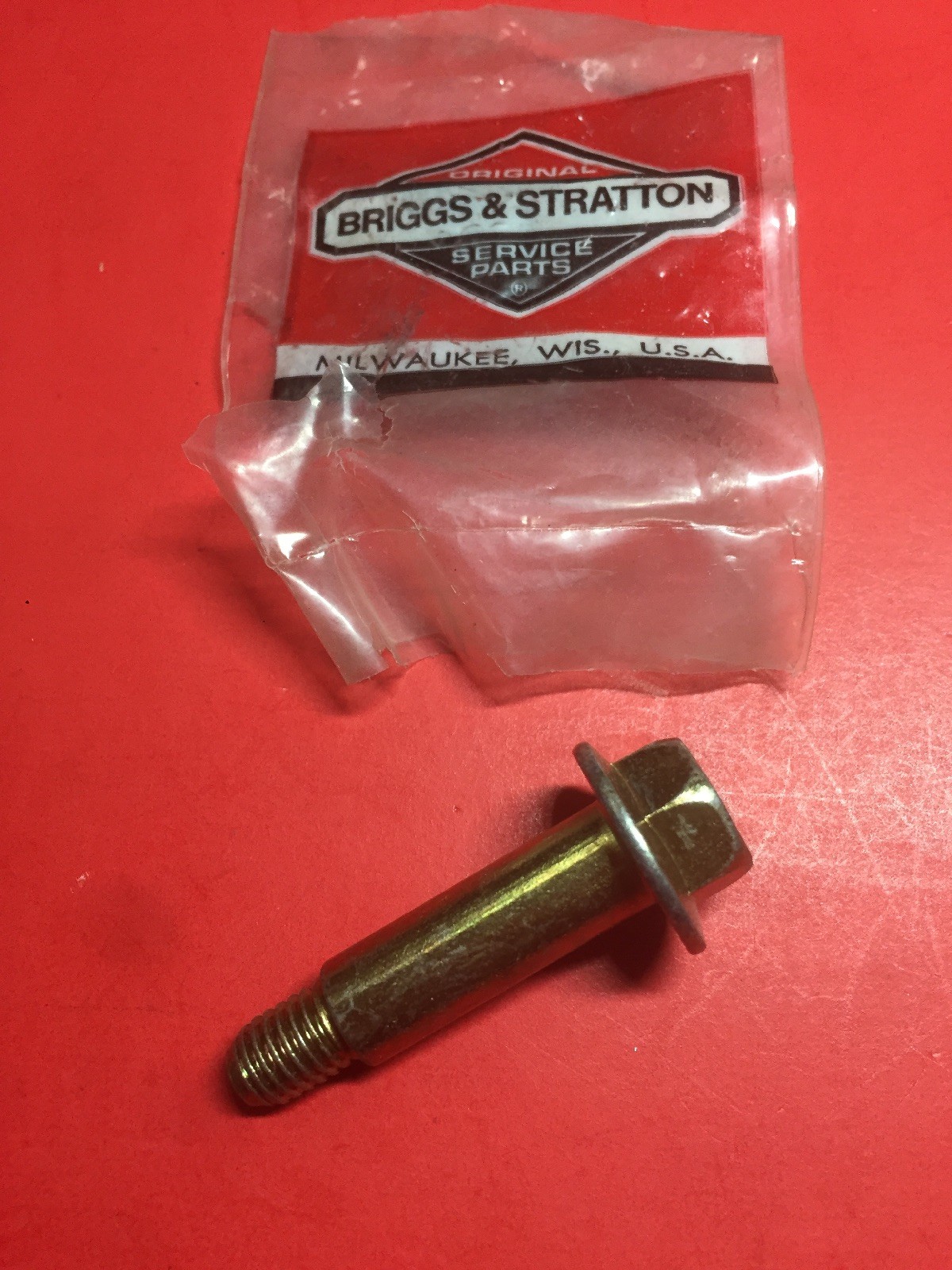 GENUINE BRIGGS & STRATTON SHOULDER BOLT SCREW BS-94536 NEW OEM —B46 | eBay