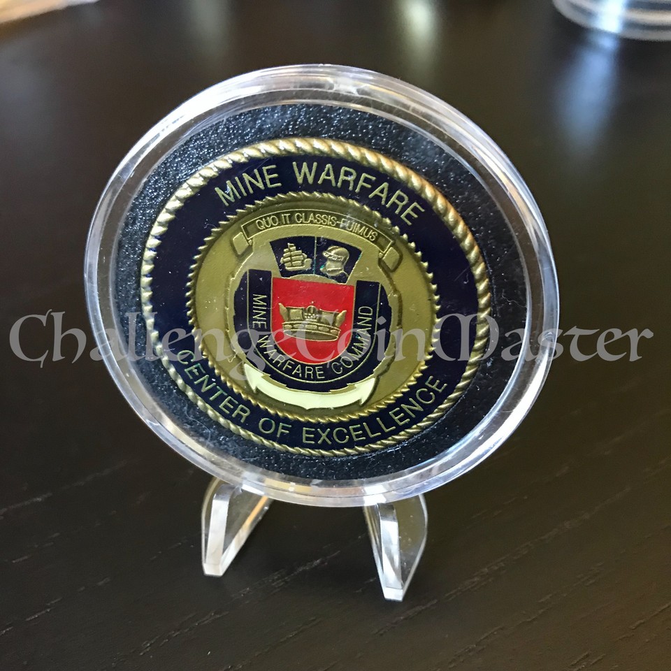 E84 Mine Warfare Command Center Commander CMDCM(SW) T.L. Meglen ...