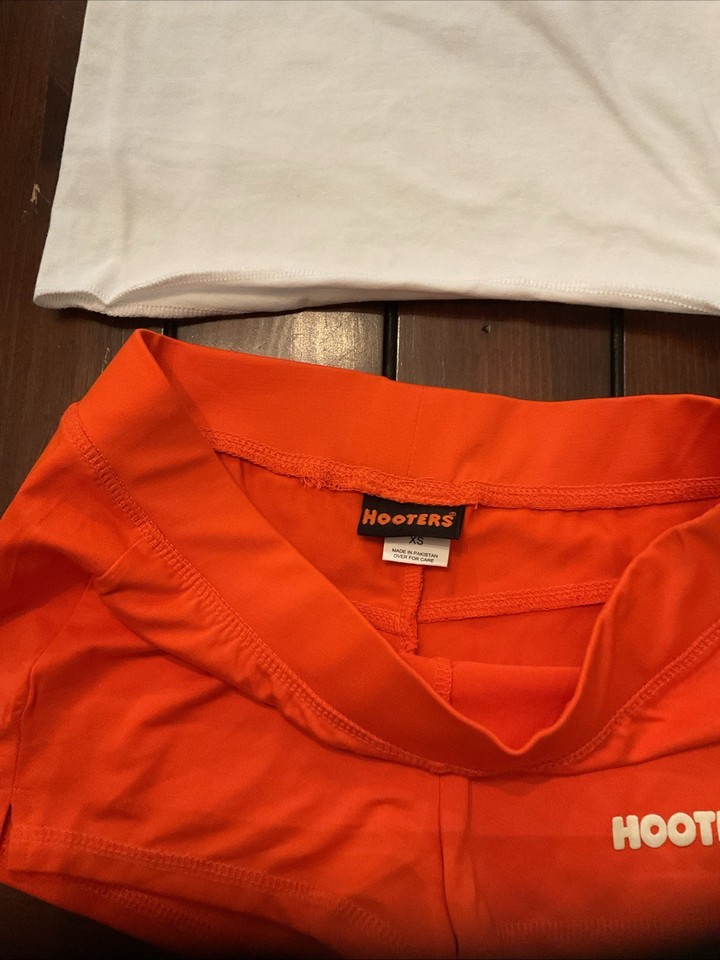 Hooters Halloween Costume Uniform Tank And Shorts XS | eBay