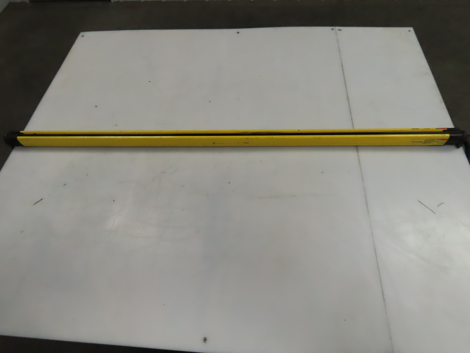 Keyence GL-R60H-T Safety Light Curtain Transmitter C3210968 44" | eBay